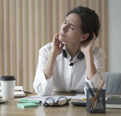 Is Cracking Your Neck Bad? Denver Chiropractor Explains